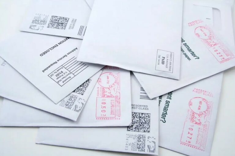 A Quick Guide to Getting Your Own Toronto Library Card [2026]